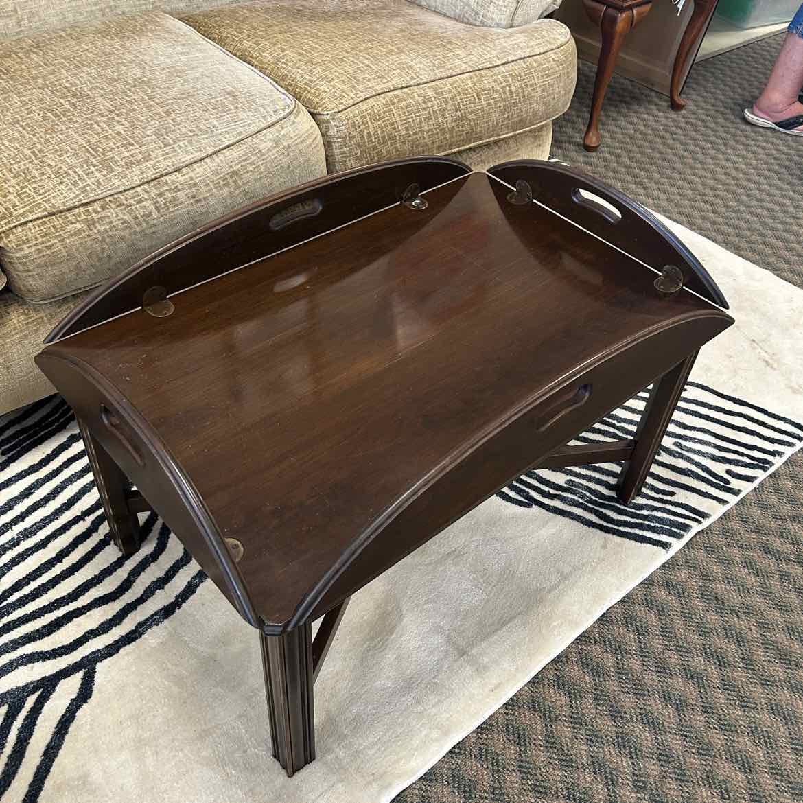 Butler Wood Coffee Table – Village Door